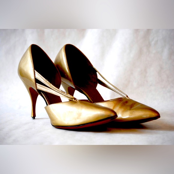 Johansen | Shoes | Vintage Glam Johansen Gold Pumps From Bon Marche ...
